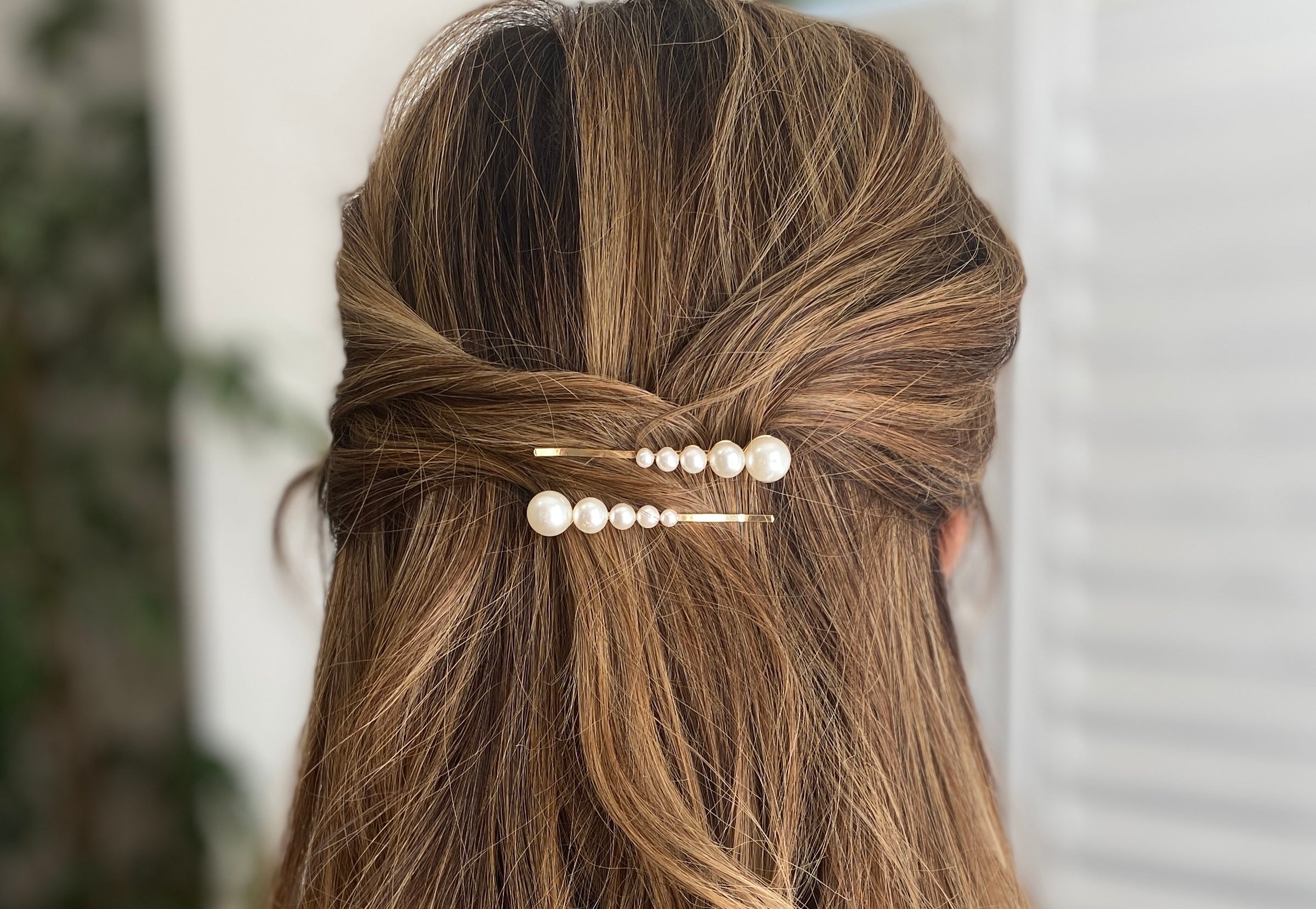 Pearl Hair Slides: 3 Simple Styling Ideas – QueenMee Accessories