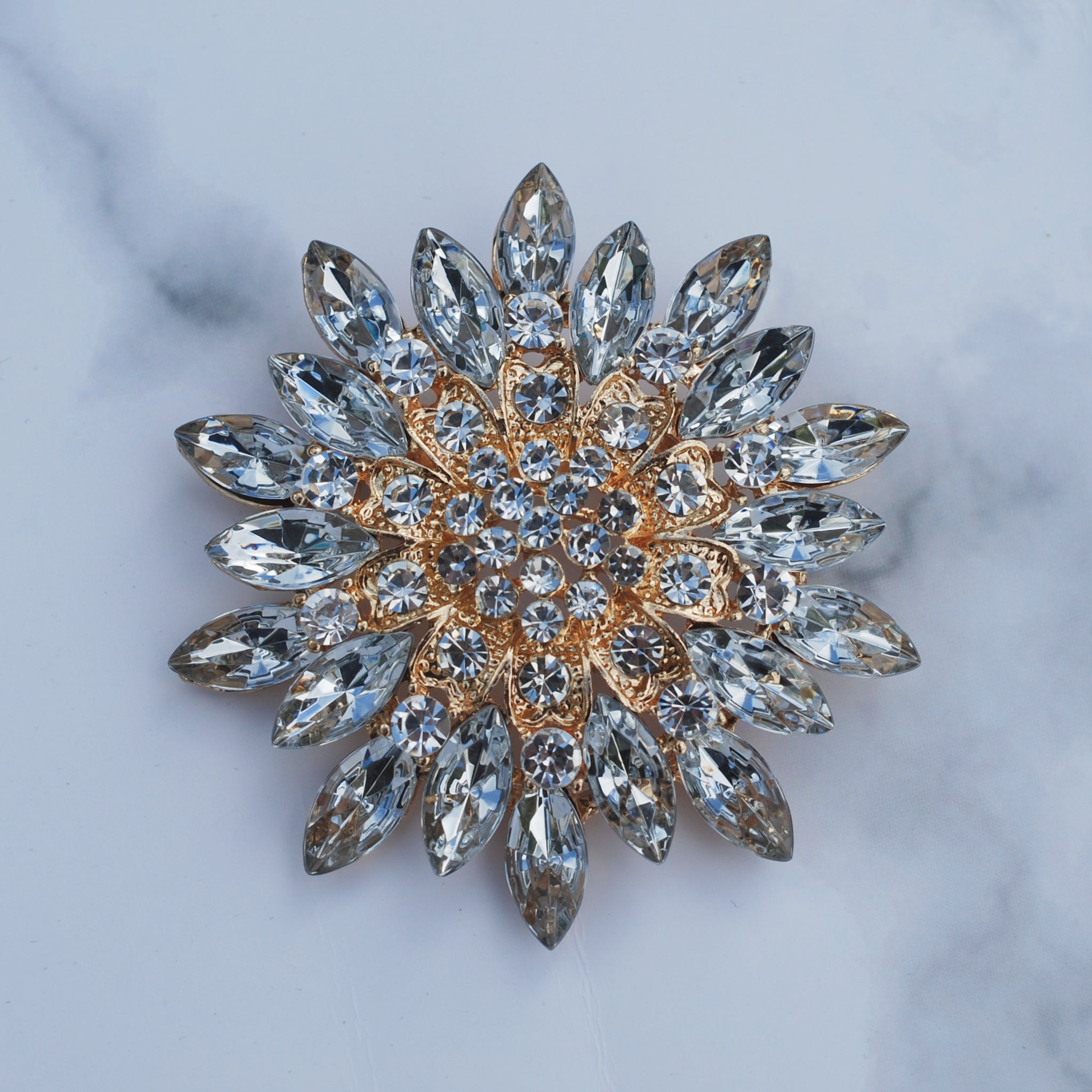 Beautiful brooches store